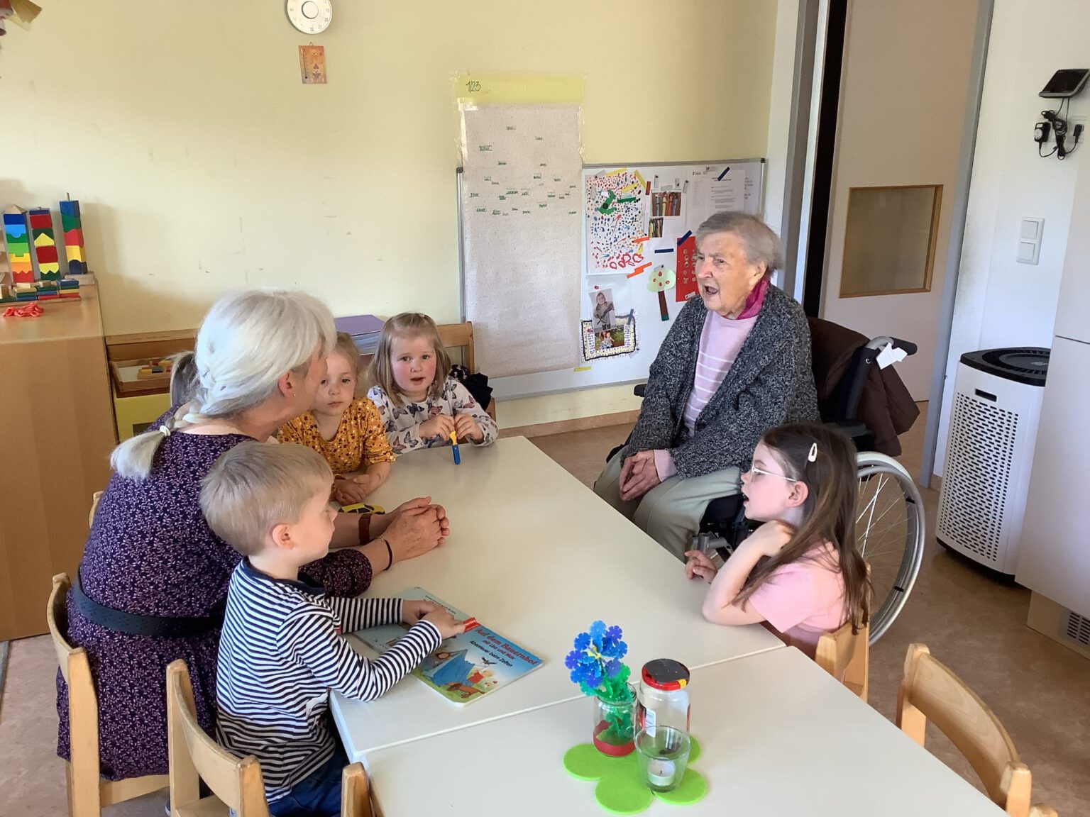 Endlich wieder Oma-Opa-Tag! - Caritas Wohnen und Pflege